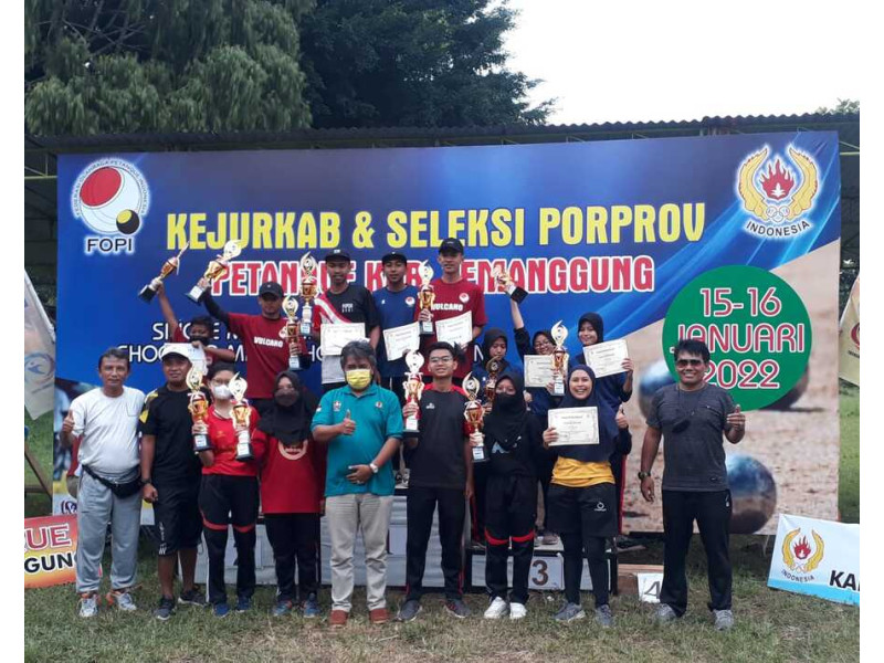 SMA N 1 PARAKAN RAIH KEJUARAAN OLAHRAGA PETANQUE TINGKAT KABUPATEN ...