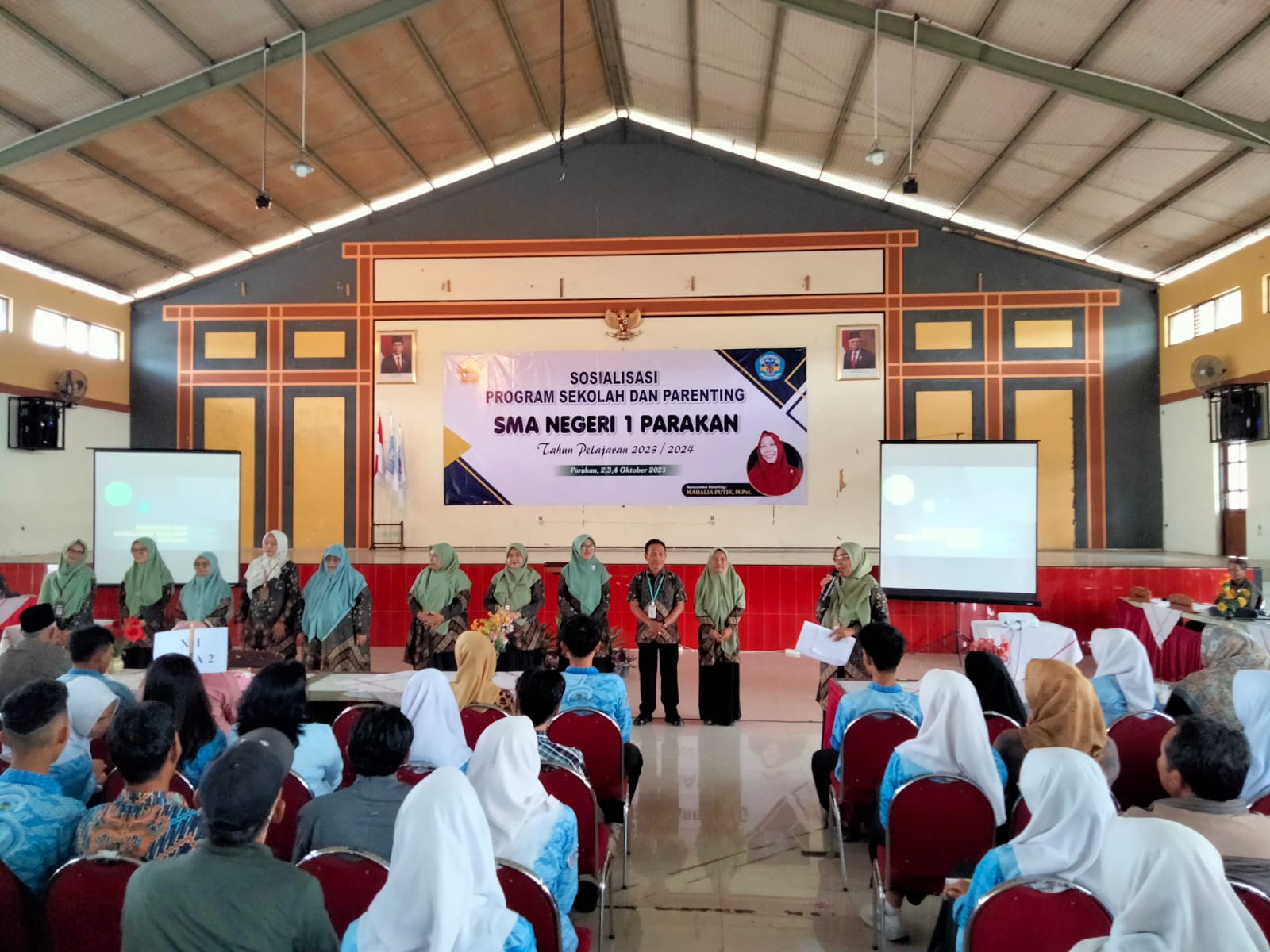 SMA Negeri 1 Parakan – Berprestasi